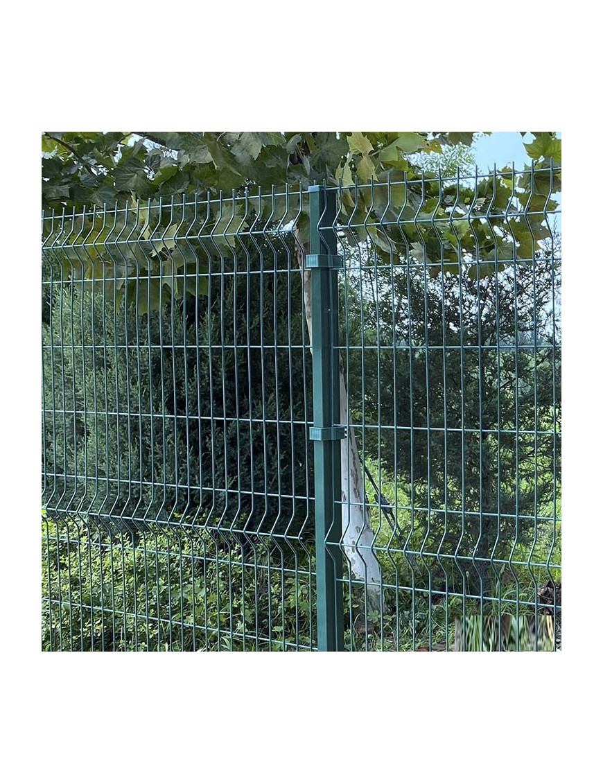 Kit Reja Malla Acmafor 3d 1830x2500mm con 2 Postes Verde 1900mm